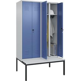 C+P Schwarz-Weiß-Spind Classic PLUS Sitzbank, 2 Abteile, lichtgrau / fernblau, B 1200 mm, Sicherheits-Drehriegel, untergebaut, Kunststoff