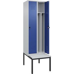 C+P Schwarz-Weiß-Spind Classic PLUS Sitzbank, schmal, 2 Abteile, Trennwand verkürzt, lichtgrau / enzianblau, B 600 mm, Sicherheits-Drehriegel, untergebaut, Kunststoff