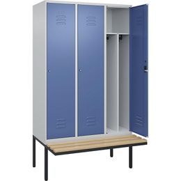 C+P Schwarz-Weiß-Spind Classic PLUS Sitzbank, schmal, 3 Abteile, Trennwand verkürzt, lichtgrau / fernblau, B 1200 mm, Zylinderschloss, auskragend, Buche-Hartholz