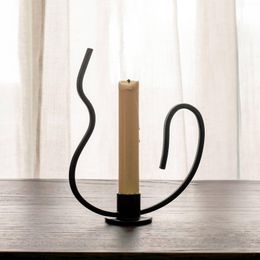 ferm LIVING Kerzenständer Valse Low, schwarz, Eisen