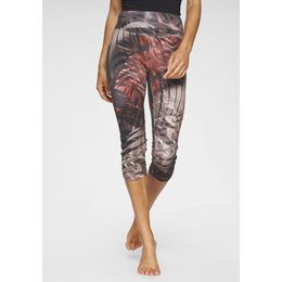 active by Lascana LASCANA ACTIVE Caprileggings 'Tropical' mehrfarbig Gr. L (44/46) für Damen. Mit Logodruck, Allover-Druck. Figurbetont. Nachhaltig.