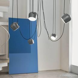 Flos Aim LED-Pendelleuchte light silver eloxiert