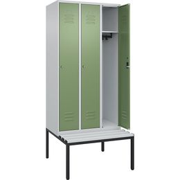 C+P Spind Classic PLUS Sitzbank, 3 Abteile, lichtgrau / resedagrün, B 900 mm, Zylinderschloss, untergebaut, Kunststoff