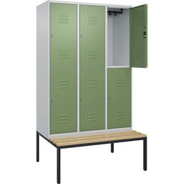C+P Doppelstock-Spind Classic PLUS Sitzbank, 3 Abteile, lichtgrau / resedagrün, B 1200 mm, Zylinderschloss, untergebaut, Buche-Hartholz