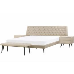 Beliani Schlafzimmer Set Beige Kunstleder Bett 180x200 cm mit Bettbank und 2 Nachttischen dekoratives Kopfteil mit vertikaler Versteppung Modern