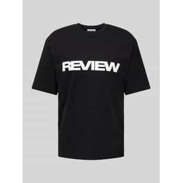 Review T-Shirt mit Label-Print