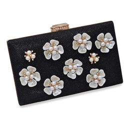 Steuer Damen Abendtasche "Perlen, Glassteine mit Blumenzierde", schwarz, Taschen