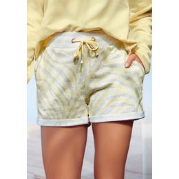 Relaxshorts Lascana Gr. 40/42, N-Gr, grau (hellgelb, hellgrau, gemustert), Damen, angeraute Sweatware, Obermaterial: 50% Baumwolle, 50% Polyester, animal-print, Hosen, mit seitlichen Eingrifftaschen, Loungeanzug