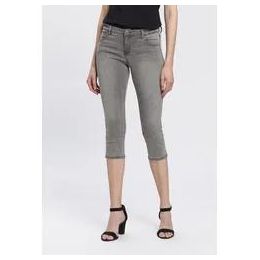 Caprijeans Arizona "Ultra-Stretch" Gr. 34, N-Gr, grau (grey-used) Damen Jeans extra-enger Schnitt, modischer Beinabschluss mit Schlitz