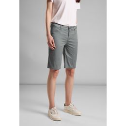 Bermudas Street One "QR Yulius" Gr. 34, N-Gr, grün (light mud grün), Damen, Web, Obermaterial: 97% Baumwolle, 3% Elasthan, unifarben, Hosen, Shorts mit Stretch