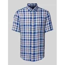 Christian Berg Regular Fit Freizeithemd aus Leinen mit Button-Down-Kragen