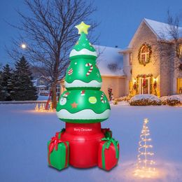 Set mit aufblasbarem Weihnachtsbaum und Lichtdekoration für den Außenbereich