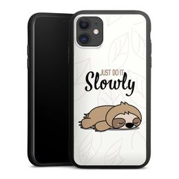 DeinDesign iPhone 11 Handy Premium Silikon H&uuml;lle Handyh&uuml;lle schwarz Case Sloth Lazy Sunday Animals Silikon Premium Case