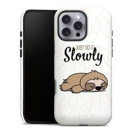 DeinDesign iPhone 16 Pro Max Handy Panzer Handyh&uuml;lle robuste Outdoor H&uuml;lle Schutzh&uuml;lle gl&auml;nzend Animals Sloth Lazy Sunday Tough Case