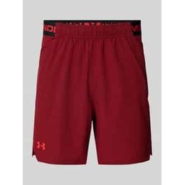 Under Armour Regular Fit Shorts mit Label-Print