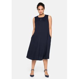 Abendkleid sheego "Große Größen", Damen, Gr. 42, Normalgrößen, blau (nachtblau), Obermaterial: 100% Viskose;Futter: 100% Polyester, unifarben, elegant, figurumspielend knieumspielend, Rundhals, ohne Ärmel, Kleider Partykleid, mit Falten-Detail