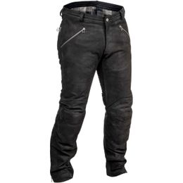 Halvarssons Sandtorp, Lederhose