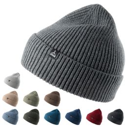 ALTIDUDE Winter Mütze Solid Ripp Strickmütze Unisex Beanie 100% Merino Wolle Farbe: Light Grey