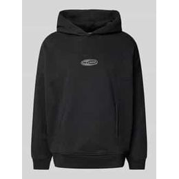 Review Hoodie mit Label-Badge