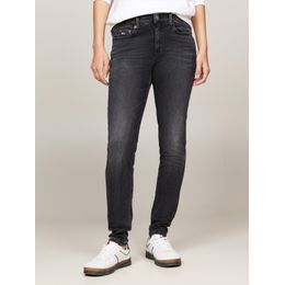 Skinny-fit-Jeans Tommy Jeans "Tommy Jeans - Damenjeans- NORA Mid Rise - Skinny Fit", Damen, Gr. 26, Länge 30, schwarz (denim schwarz2), Denim/Jeans, Obermaterial: 90% Baumwolle, 7% Elastomultiester, 3% Elasthan, unifarben, casual, skinny fit knöchellang, Jeans, mit Waschung, Logo-Badge