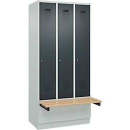 Kleiderspind C+P Evolo Plus, 3 Abteile à 300 mm Breite, Sockel, schwebende Sitzbank, B 900 x T 815 x H 1950 mm, Zylinder, lichtgrau/anthrazitgrau