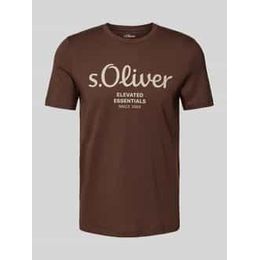 s.Oliver RED LABEL Regular Fit T-Shirt aus reiner Baumwolle mit Statement-Label-Print