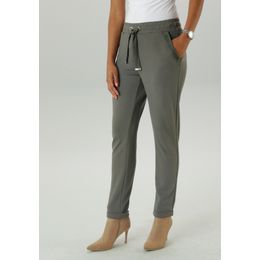 Schlupfhose Aniston SELECTED Gr. 36, N-Gr, grün (taupe), Damen, Jersey, Sweatware, Obermaterial: 47% Polyester, 47% Viskose, 6% Elasthan, unifarben, Hosen Sweathose, mit Glitzersteinen an den Eingriffstaschen - NEUE KOLLEKTION