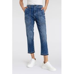 3/4-Jeans Herrlicher "Fatique Women Slim Recycled Light Denim" Gr. 26, N-Gr, grau (dolphin), Damen, Denim/Jeans, Obermaterial: 98% Baumwolle, 2% Elasthan, Jeans, mit großen aufgesetzten Taschen vorn