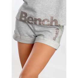 Bench. Relaxshorts mehrfarbig Gr. 32/34 für Damen. Basic. Nachhaltig.