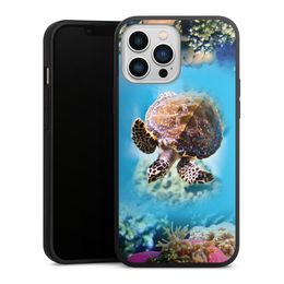 DeinDesign iPhone 13 Pro Max Handy Premium Silikon H&uuml;lle Handyh&uuml;lle schwarz Case Ocean Turtle Animals Silikon Premium Case