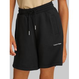 Shorts Calvin Klein Jeans "NEW INST. LOGO SHORTS", Jungen, Gr. 6 (116), N-Gr, schwarz, Sweatware, Obermaterial: 100% Baumwolle, unifarben, regular fit, Hosen, mit Logoschriftzug