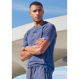 T-Shirt AUTHENTIC LE JOGGER, Herren, Gr. S (44/46), blau, Obermaterial: 75% Polyester, 20% Viskose, 5% Elasthan, unifarben mit Farbeinsatz, meliert, Mesh, sportlich, figurumspielend hüftlang, Rundhals, Kurzarm Raglanärmel normaler Saum, Shirts, mit seitlichen Mesh