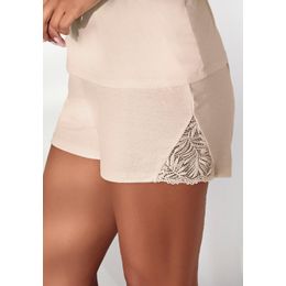 Schlafshorts Lascana, Damen, Gr. 32/34, N-Gr, beige (creme), Single Jersey, Obermaterial: 95% Viskose, 5% Elasthan. Spitze: 88% Polyamid, 12% Elasthan, unifarben, feminin, loose fit kurz, Hosen, mit edlen Spitzendetails