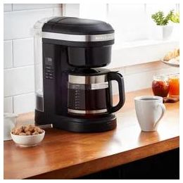 KitchenAid Filterkaffeemaschine "5KCM1208EOB ONYX BLACK", schwarz (onyx schwarz), 1,7 l, 12 Tasse(n), Kaffeemaschinen, CLASSIC Drip-Kaffeemaschine mit spiralförmigem Wasserauslass