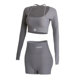YEAZ SET Long Top + Shorts CLUB LEVEL