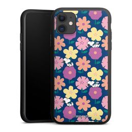 DeinDesign iPhone 11 Handy Premium Silikon H&uuml;lle Handyh&uuml;lle schwarz Case Muster Snoopy Flowers Silikon Premium Case