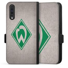 DeinDesign Galaxy A50 Handy Klapph&uuml;lle Handyh&uuml;lle aus Kunst Leder schwarz Flip Case Concrete Official Licensed Product Sv Werder Bremen Sideflip mit Lasche
