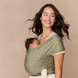 ergobaby Aura Babytragetuch - Nachhaltiger Strick: Olive Diamonds