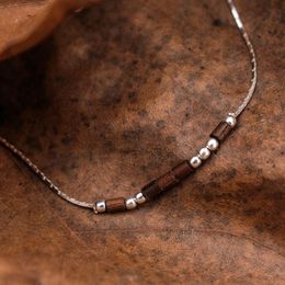 Holzkern Halsketten Damen Silber und Walnuss
