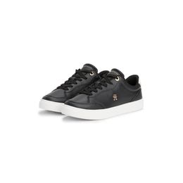 Plateausneaker Tommy Hilfiger "ESSENTIAL CHIC COURT SNEAKER", Damen, Gr. 35, schwarz-weiß (schwarz, weiß), Leder, Lederimitat, Schuhe, Freizeitschuh, Schnürschuh, Halbschuh mit TH-Schmuckelement