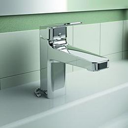 Ideal Standard CeraPlan Waschtischarmatur BD223AA Ausladung 124mm, verchromt, mit Kette