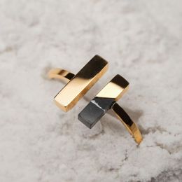 Holzkern Rings Women Gold und Marmor