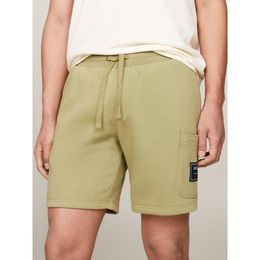 Tommy Hilfiger Sweatshorts »FLAG LOGO BADGE SWEATSHORTS« Mit Tasche an der Seite Faded Olive L - N-Gr N-Gr L Kurze Hose von Tommy Hilfiger Menswear
