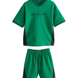 next Set boy Green size 6 yrs