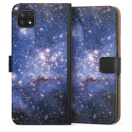 DeinDesign Galaxy A22 5G Handy Klapph&uuml;lle Handyh&uuml;lle aus Kunst Leder schwarz Flip Case Galaxy Weltall Weltraum Sideflip mit langer Lasche
