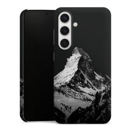 DeinDesign Galaxy S24 Handy Premium Case Smartphone Handyh&uuml;lle Schutzh&uuml;lle matt Mountain Snow Mountain Top Premium Case