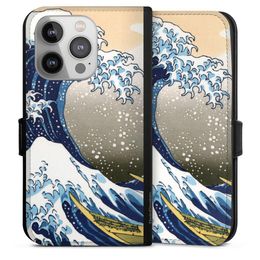 DeinDesign iPhone 14 Pro Handy Klapph&uuml;lle Handyh&uuml;lle aus Kunst Leder schwarz Flip Case Katsushika Hokusai Die Gro&szlig;e Welle Vor Kanagawa Kunst Sideflip mit langer 