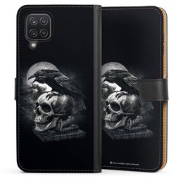 DeinDesign Galaxy A12 Handy Klapph&uuml;lle Handyh&uuml;lle aus Kunst Leder schwarz Flip Case Skull Raven Skulls Sideflip mit langer Lasche