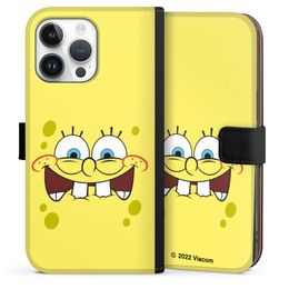 DeinDesign iPhone 14 Pro Max Handy Klapph&uuml;lle Handyh&uuml;lle aus Kunst Leder schwarz Flip Case Official Licensed Product Kindheit Spongebob Sideflip mit Lasche