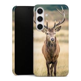DeinDesign Galaxy S24 Handy Premium Case Smartphone Handyh&uuml;lle Schutzh&uuml;lle gl&auml;nzend Forrest Deer Meadow Premium Case